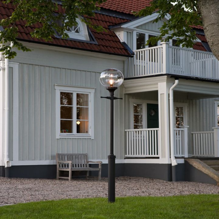 LYKTSTOLPE KONSTSMIDE ORION SVART 100W E27 IP23 | BAUHAUS